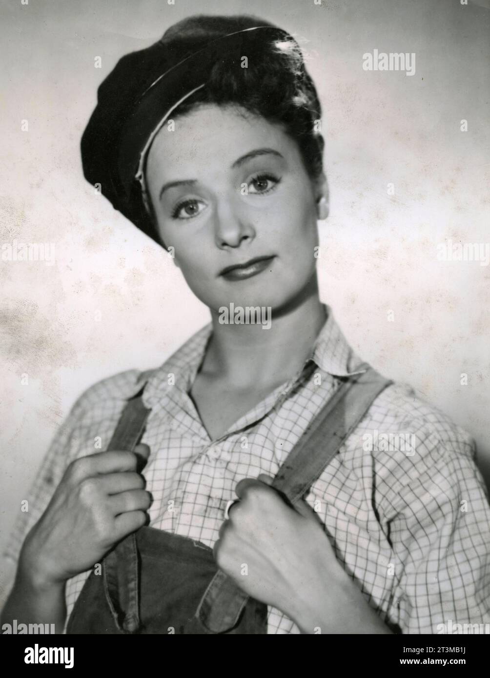 Danish actress Sigrid Horne-Rasmussen in the movie Bedstemor Gaar Amok, Denmark 1944 Stock Photo ...