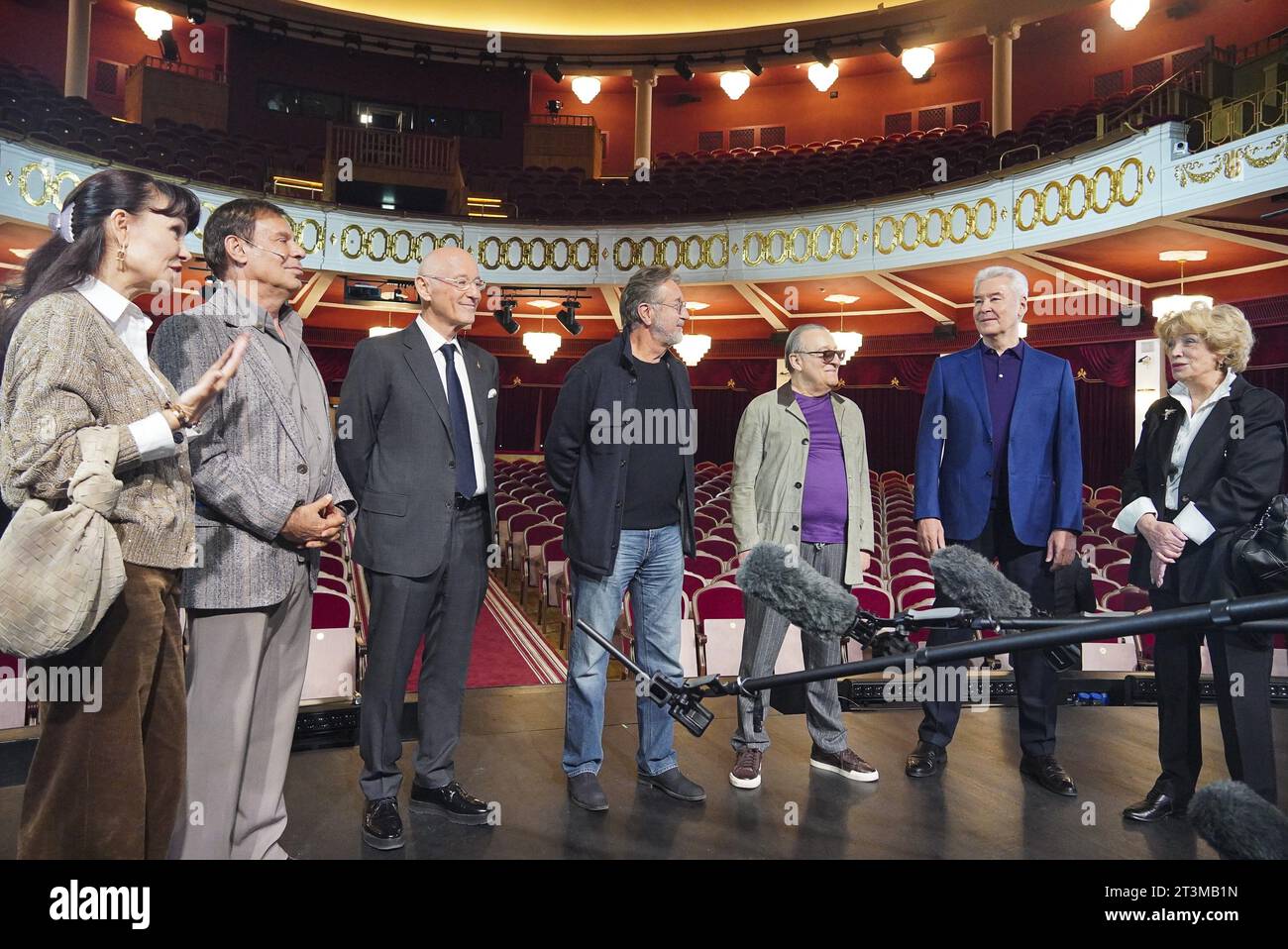 Moscow. Actress Nonna Grishaeva, actor Efim Shifrin (from left to right ...