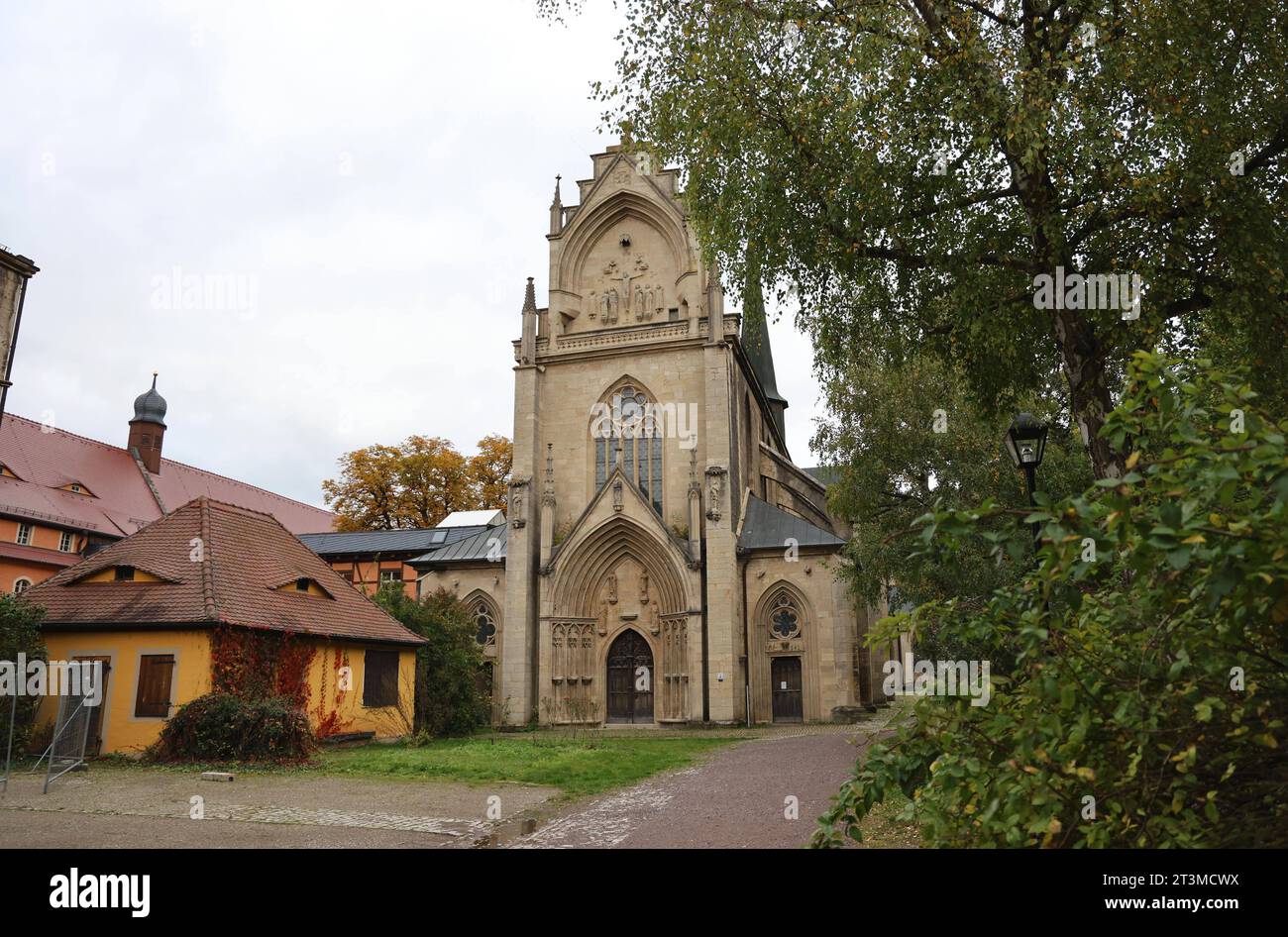 Schulpforte 22.10.2023, Naumburg OT Schulpforte, Klosteranlage - hier die Klosterkirche St.Maria ...