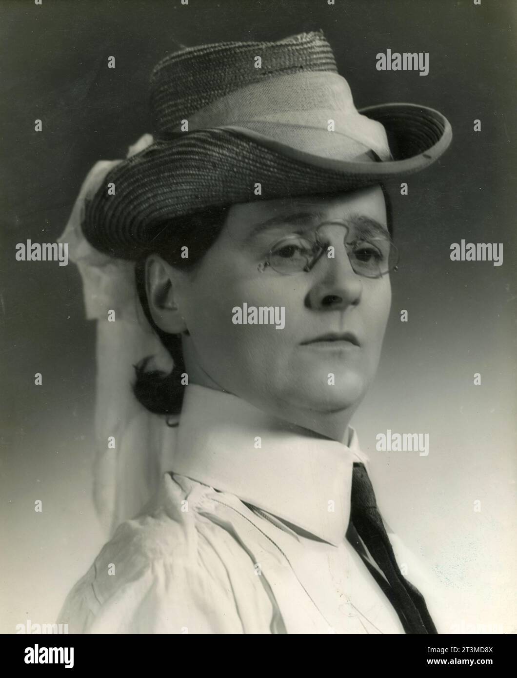 Danish actress Gorma Haraldsted in the movie Sommerglaeder, Denmark ...