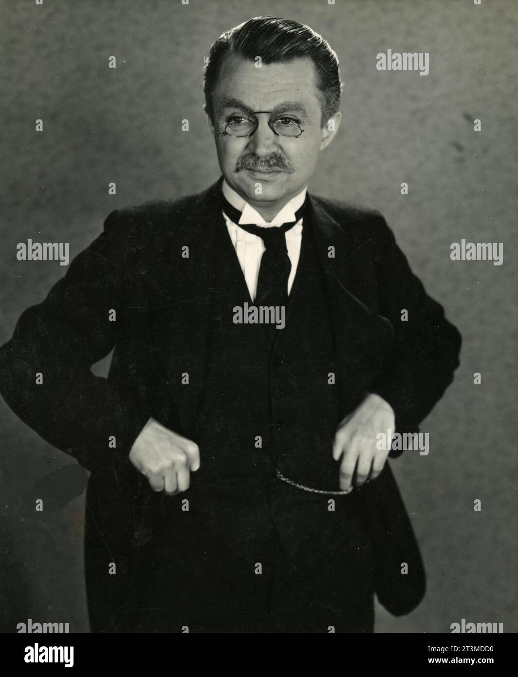 Danish actor Helge Kjaerulff-Schmidt in the movie Far Skal Giftes ...