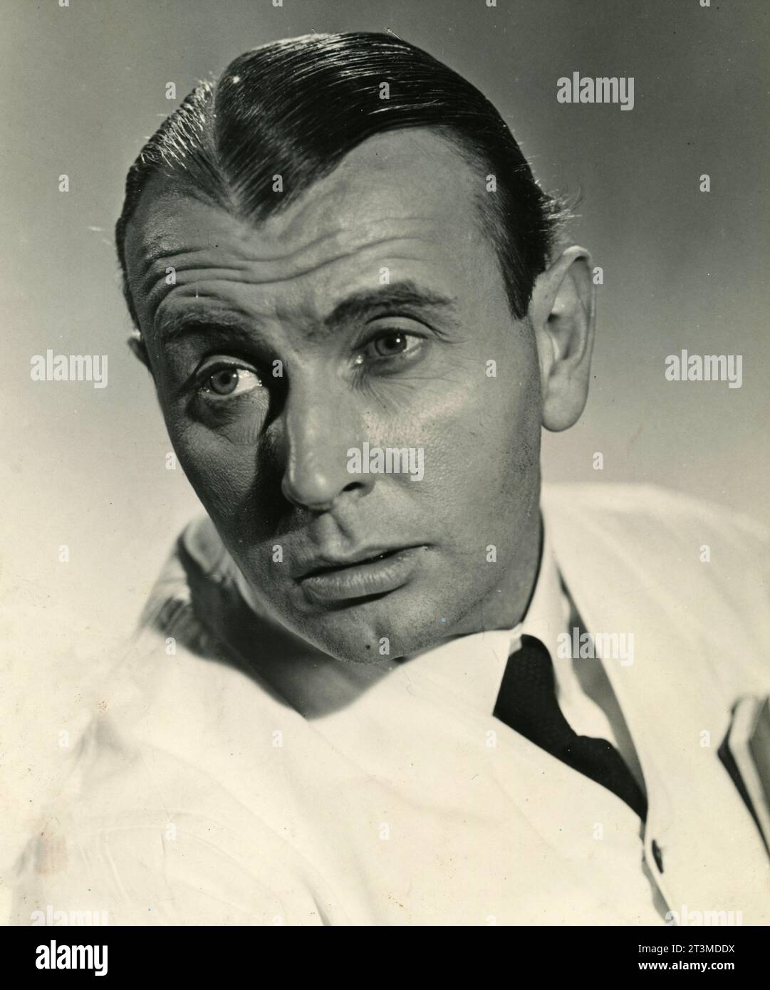 Danish actor Olaf Ussing in the movie Otte Akkorder, Denmark 1944 Stock ...