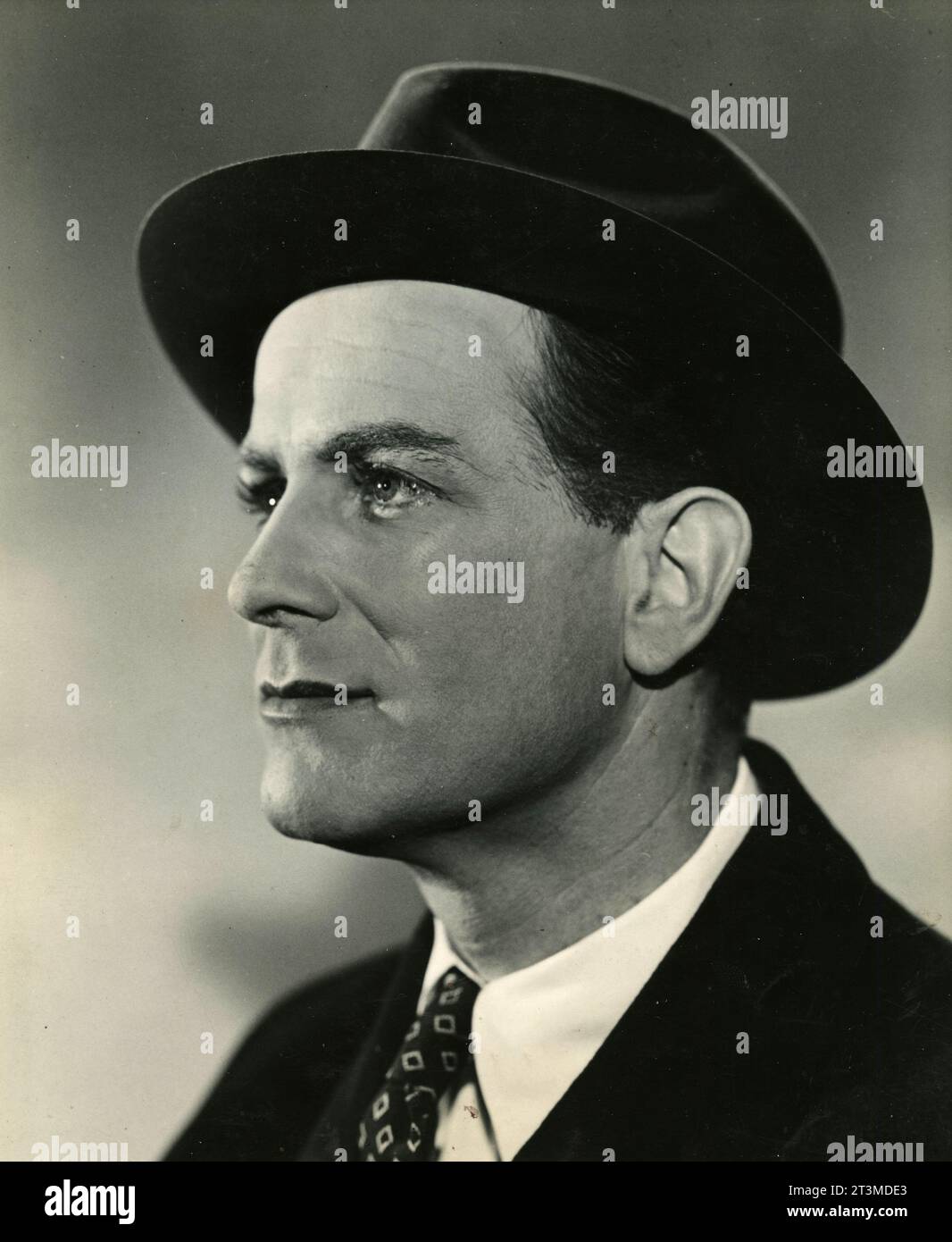 Danish actor Erling Schroeder in the movie Otte Akkorder, Denmark 1944 ...