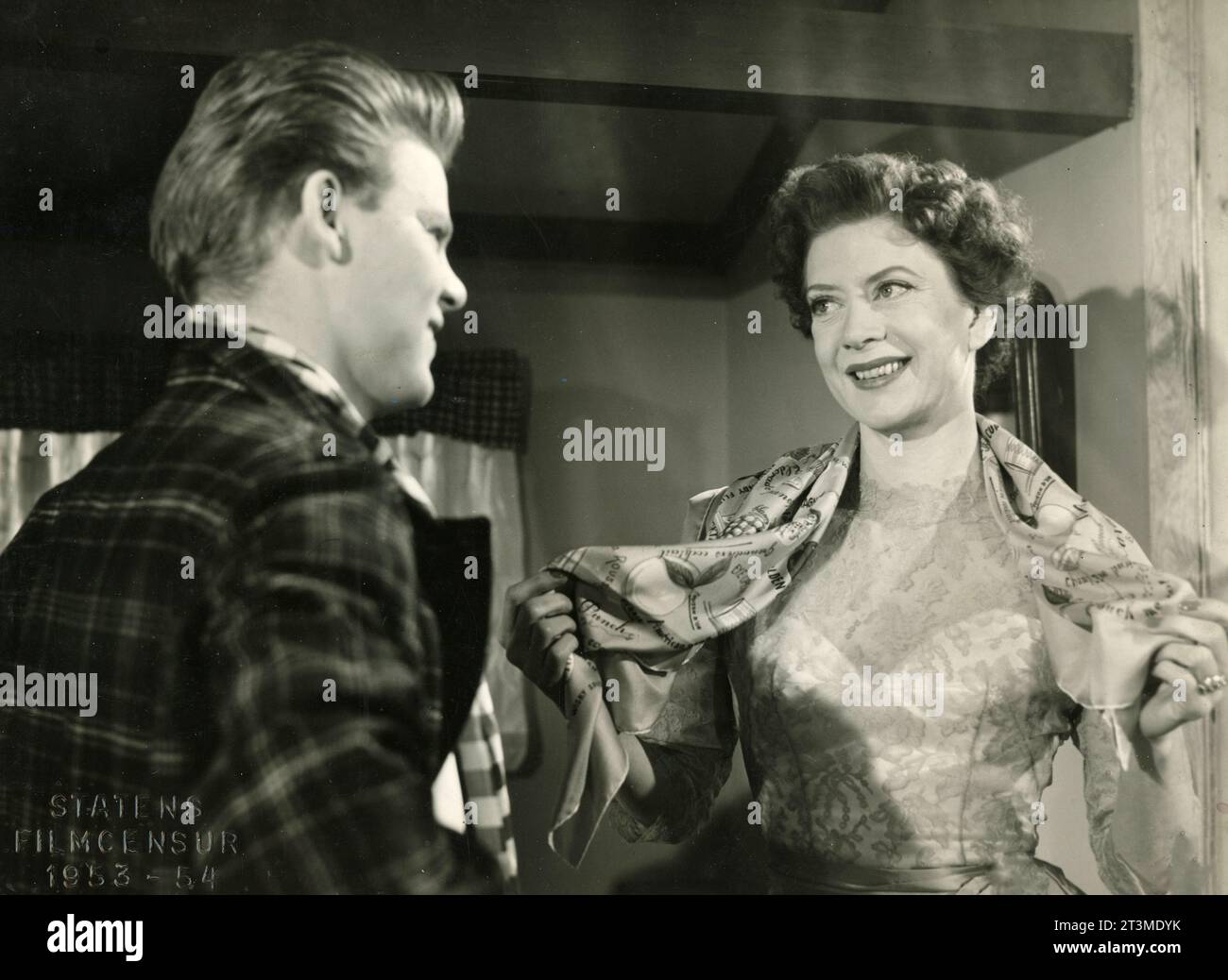 Danish actress Berthe Qvistgaard and actor Frits Helmuth in the movie ...