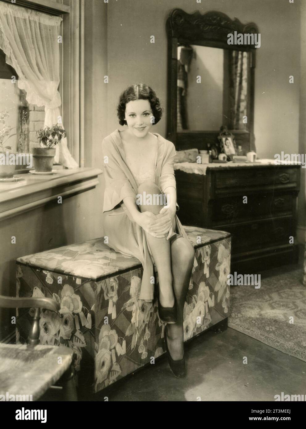 Actress margaret sullavan hi-res stock photography and images - Alamy