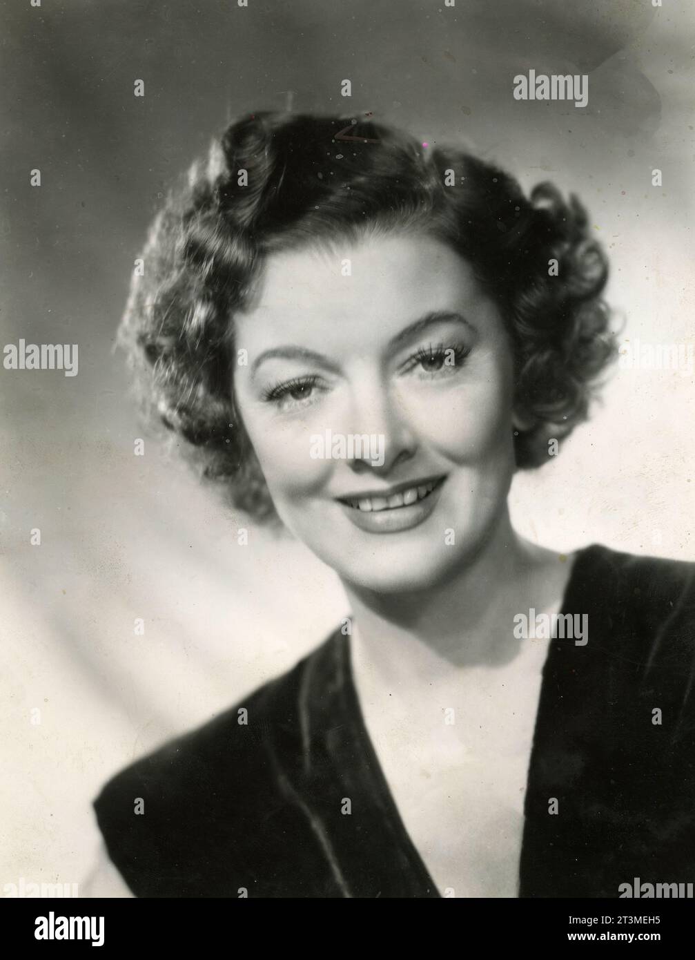 Portrait of American actress Myrna Loy, USA 1930s Stock Photo - Alamy