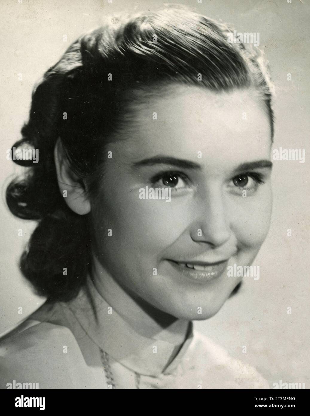 Danish actress Anne-Marie Juhl in the movie Avismanden, Denmark 1952 ...