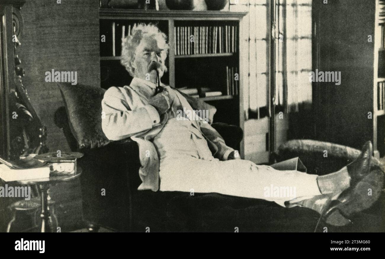 American writer hi-res stock photography and images - Alamy