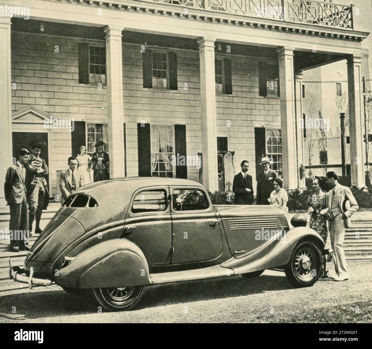 People looking at the new Studebaker President Land Cruiser car, USA ...