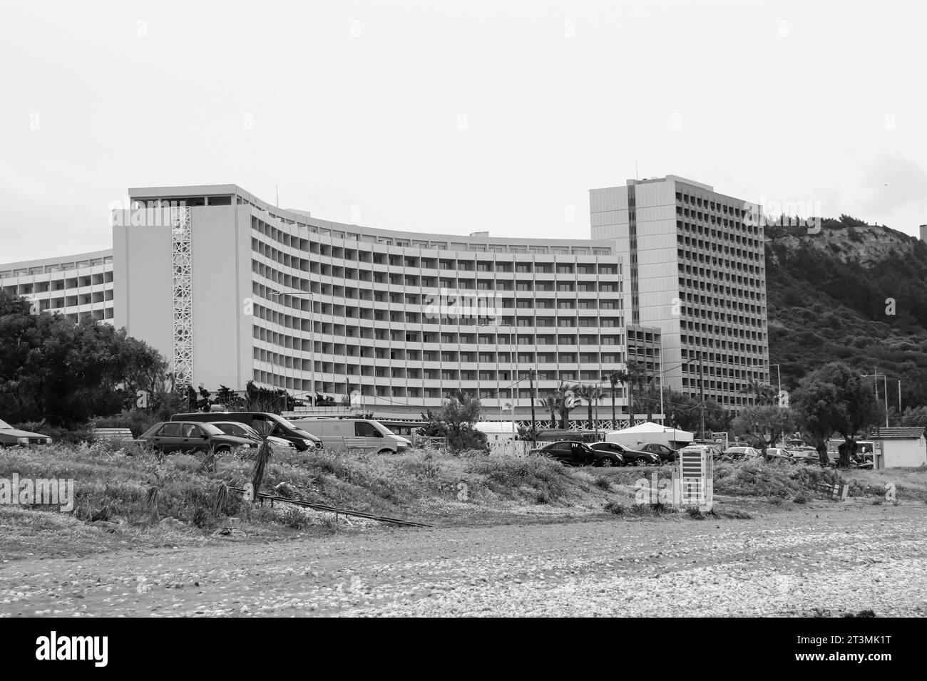 Cosmopolitan by Melia, an all-inclusive hotel built in the shape of an ...