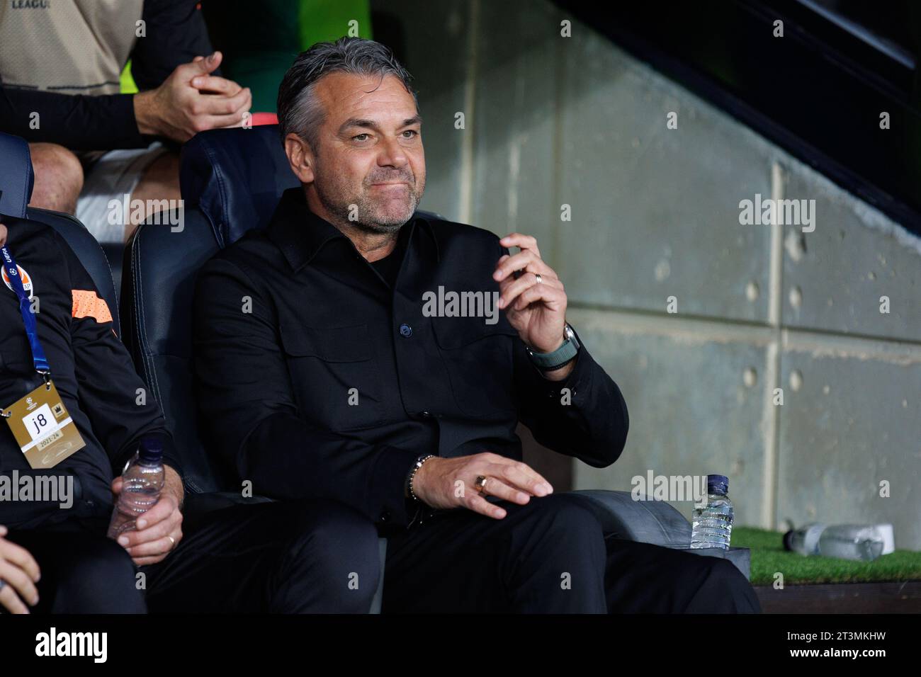 Barcelona, Spain. 25th Oct, 2023. The coach Marino Pusic in action ...