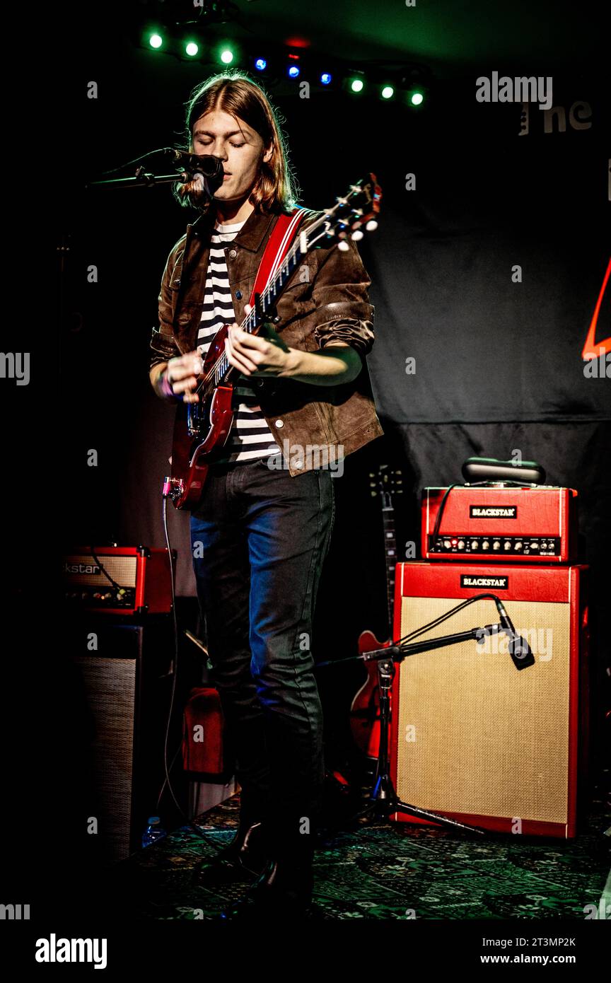 Toby lee guitarist hi-res stock photography and images - Alamy