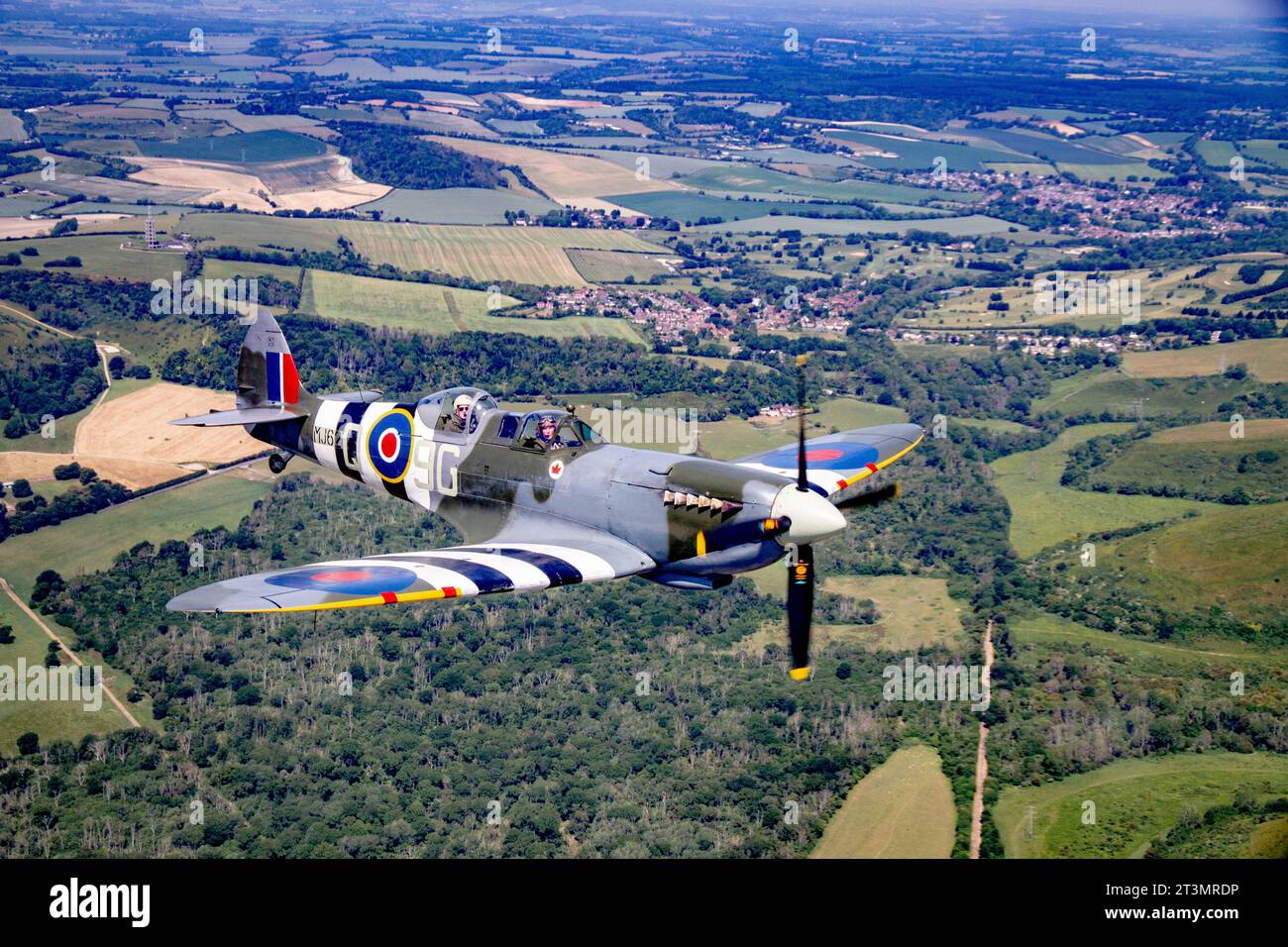 Mj627 spitfire hi-res stock photography and images - Alamy