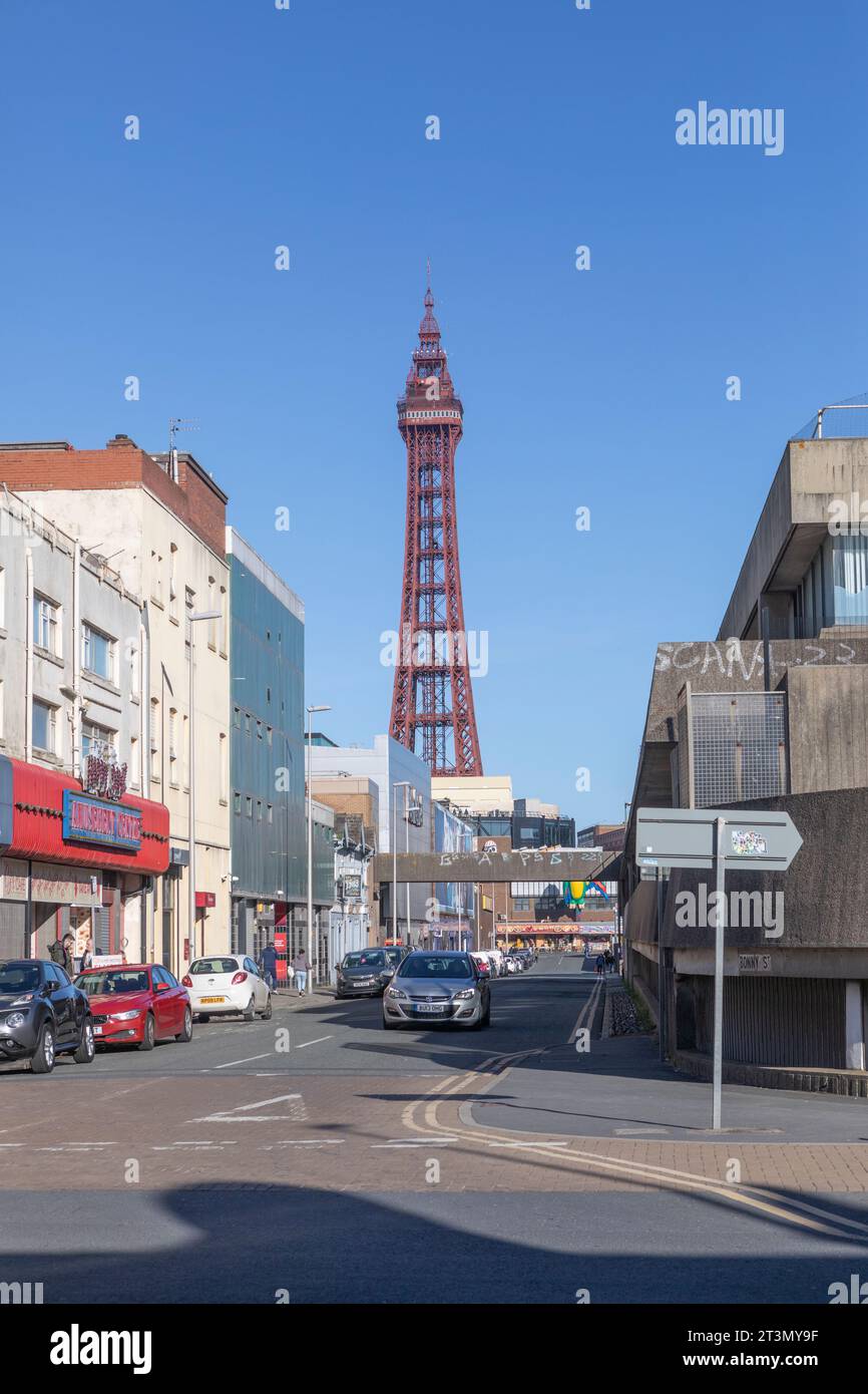 Bonny street hi-res stock photography and images - Alamy