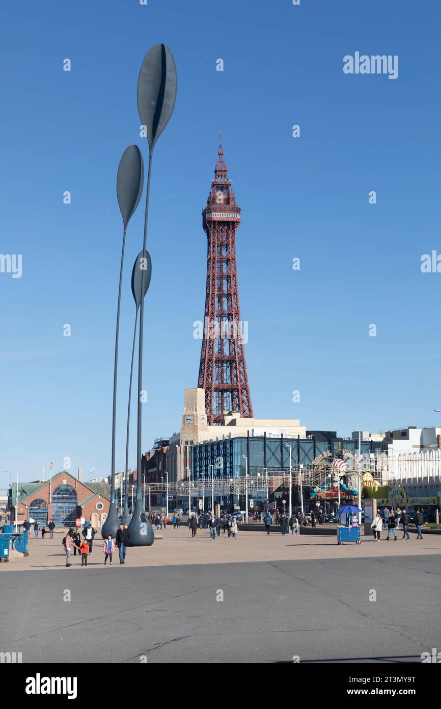 Blackpool holiday hi-res stock photography and images - Alamy