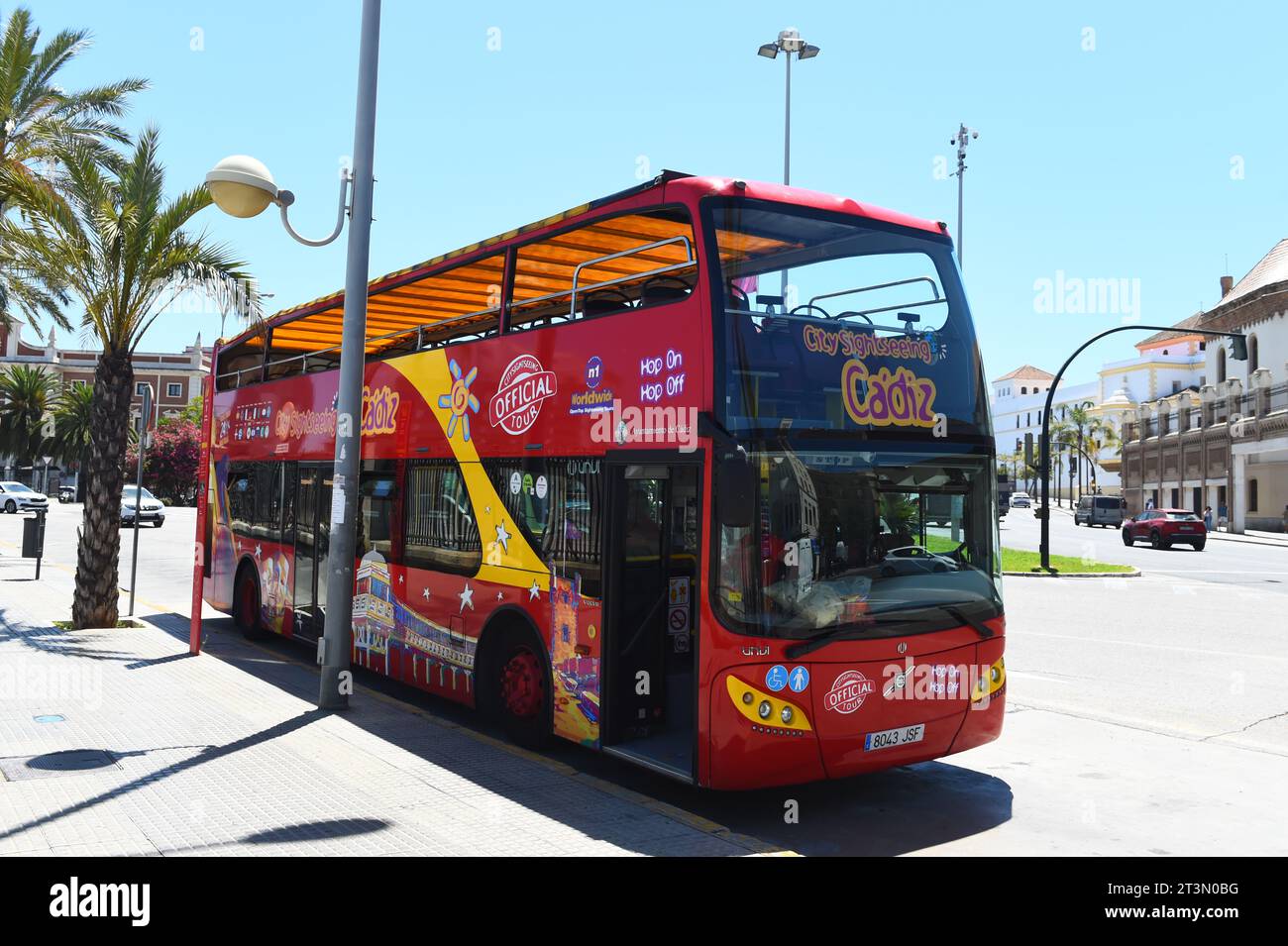 Cadiz tourist bus hi-res stock photography and images - Alamy