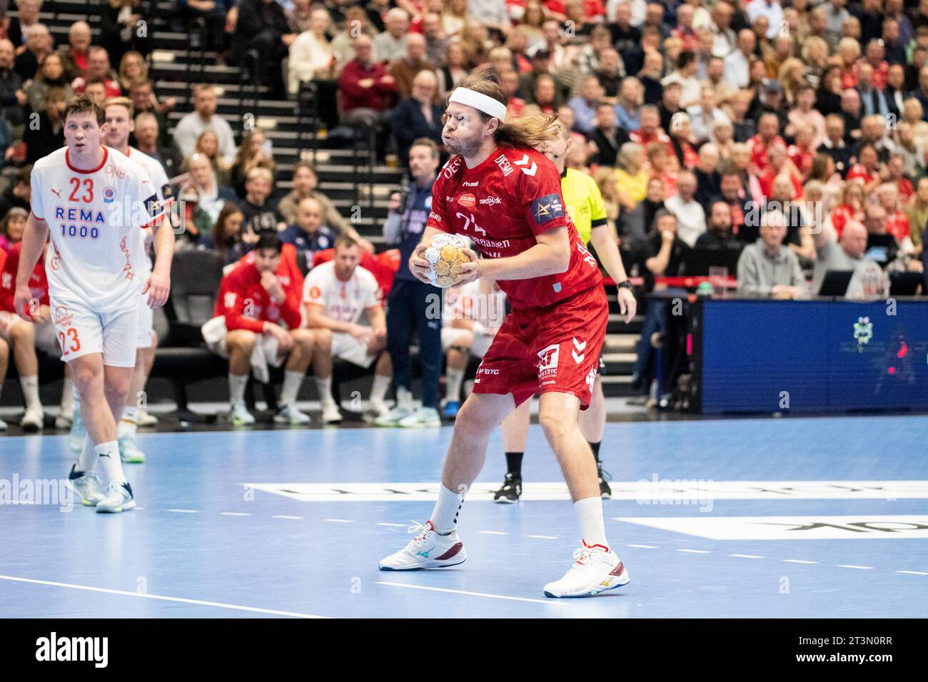 Aalborg, Denmark. 25th Oct, 2023. Mikkel Hansen (24) of Aalborg ...