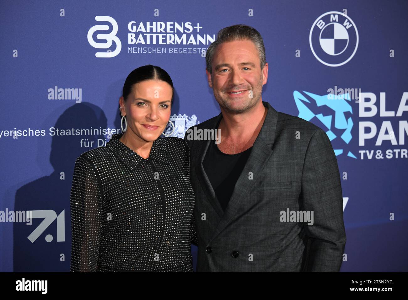 Pop award presentation hi-res stock photography and images - Alamy