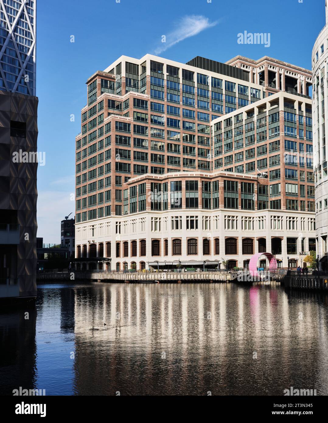 25 cabot square canary wharf hi-res stock photography and images - Alamy