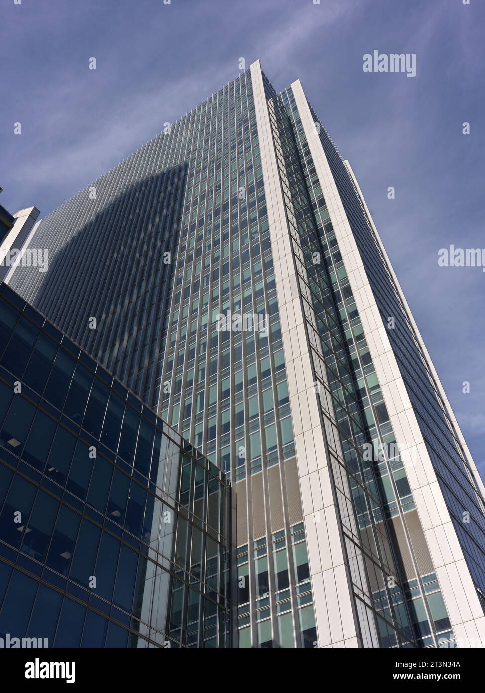 Deutsche bank london hi-res stock photography and images - Alamy
