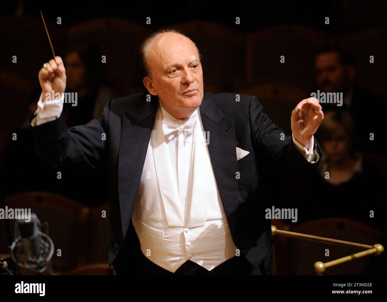 Berliner philharmoniker hi-res stock photography and images - Alamy