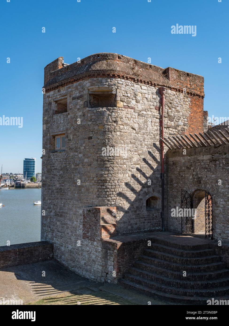 North facing exterior walls of Upnor Castle, an Elizabethan artillery ...