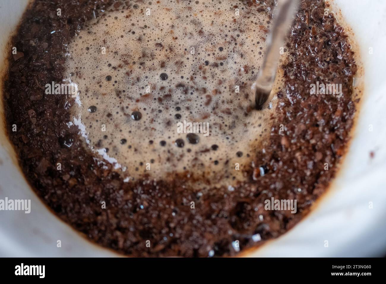 Brewing coffee with the v60 method Stock Photo - Alamy