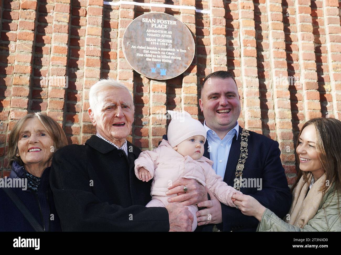 Four generations of Sean Foster's cousins, including first cousin ...