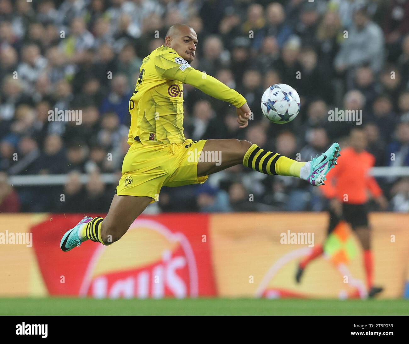 Donyell malen champions league hi-res stock photography and images - Alamy