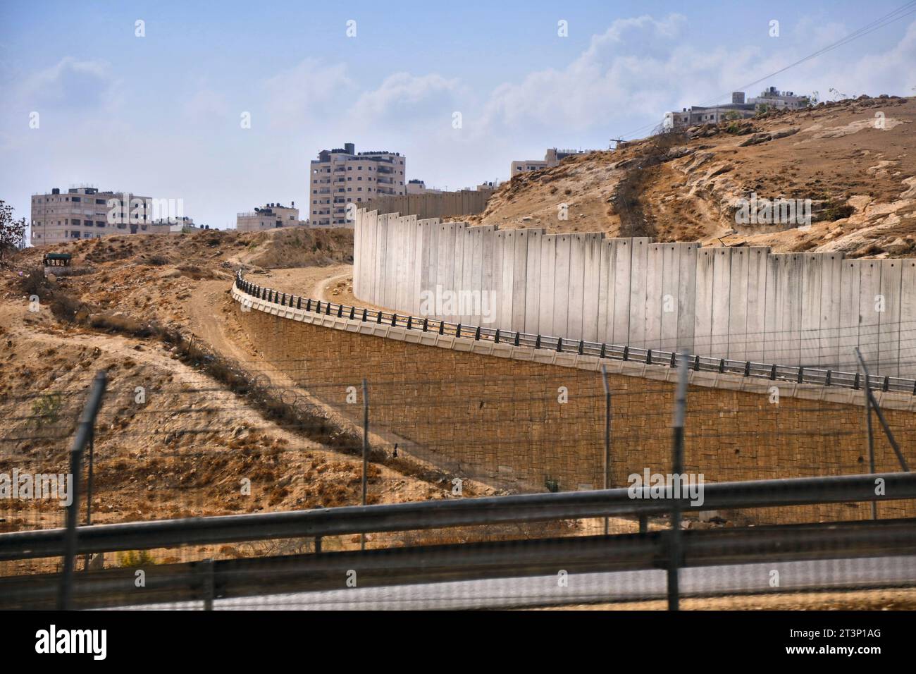 West Bank Barrier concrete wall separating Israel and Palestine ...