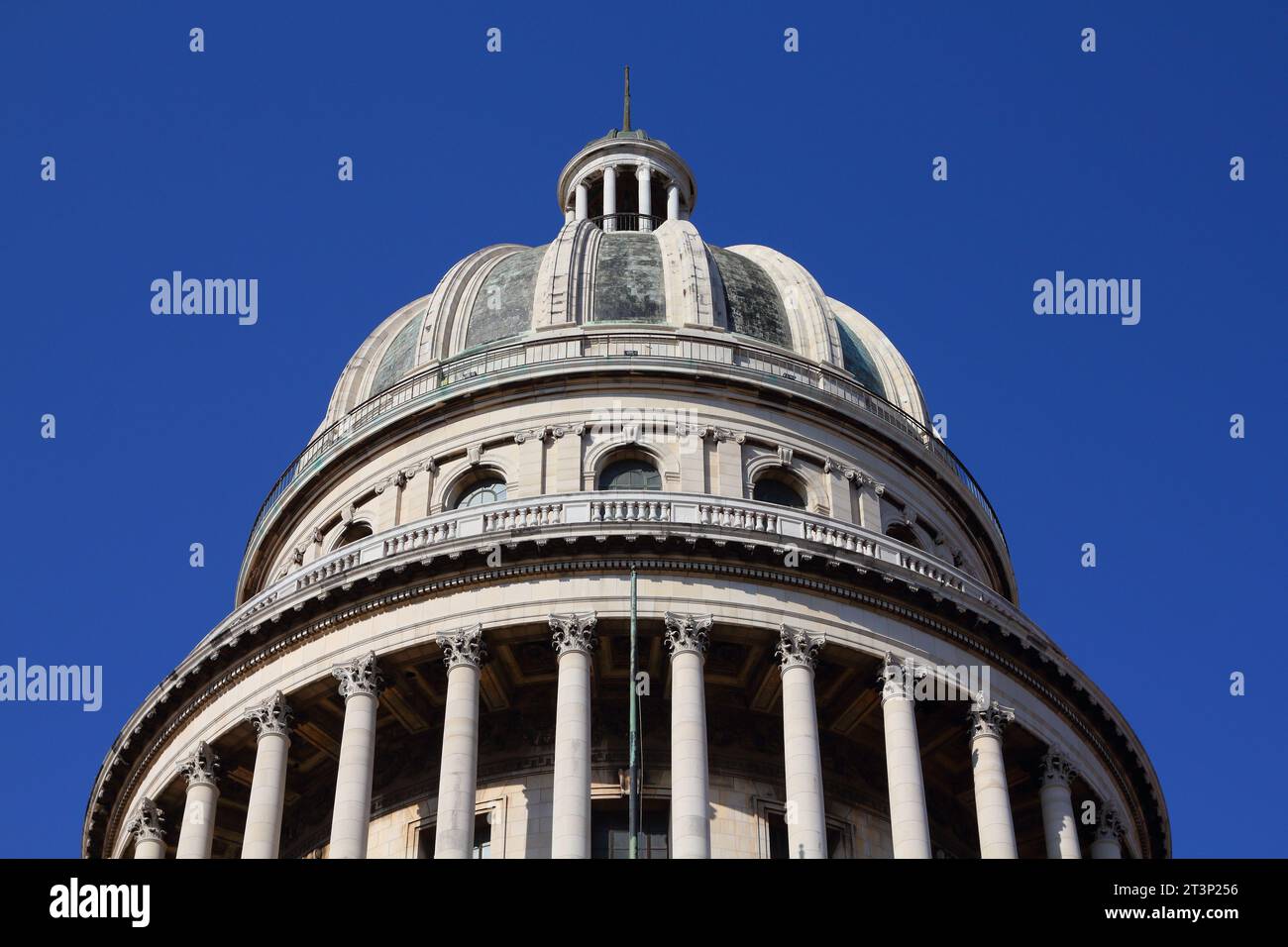 Havana landmark, Cuba - government building of National Capitol ...