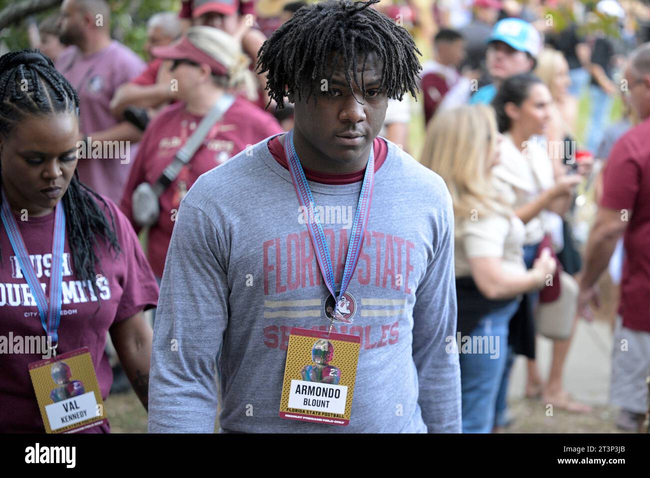 Miami Central defensive end Armondo Blount walks to the stadium before ...