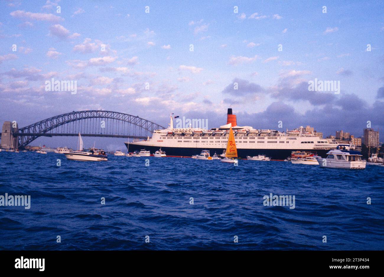 Queen elizabeth 2nd hi-res stock photography and images - Alamy