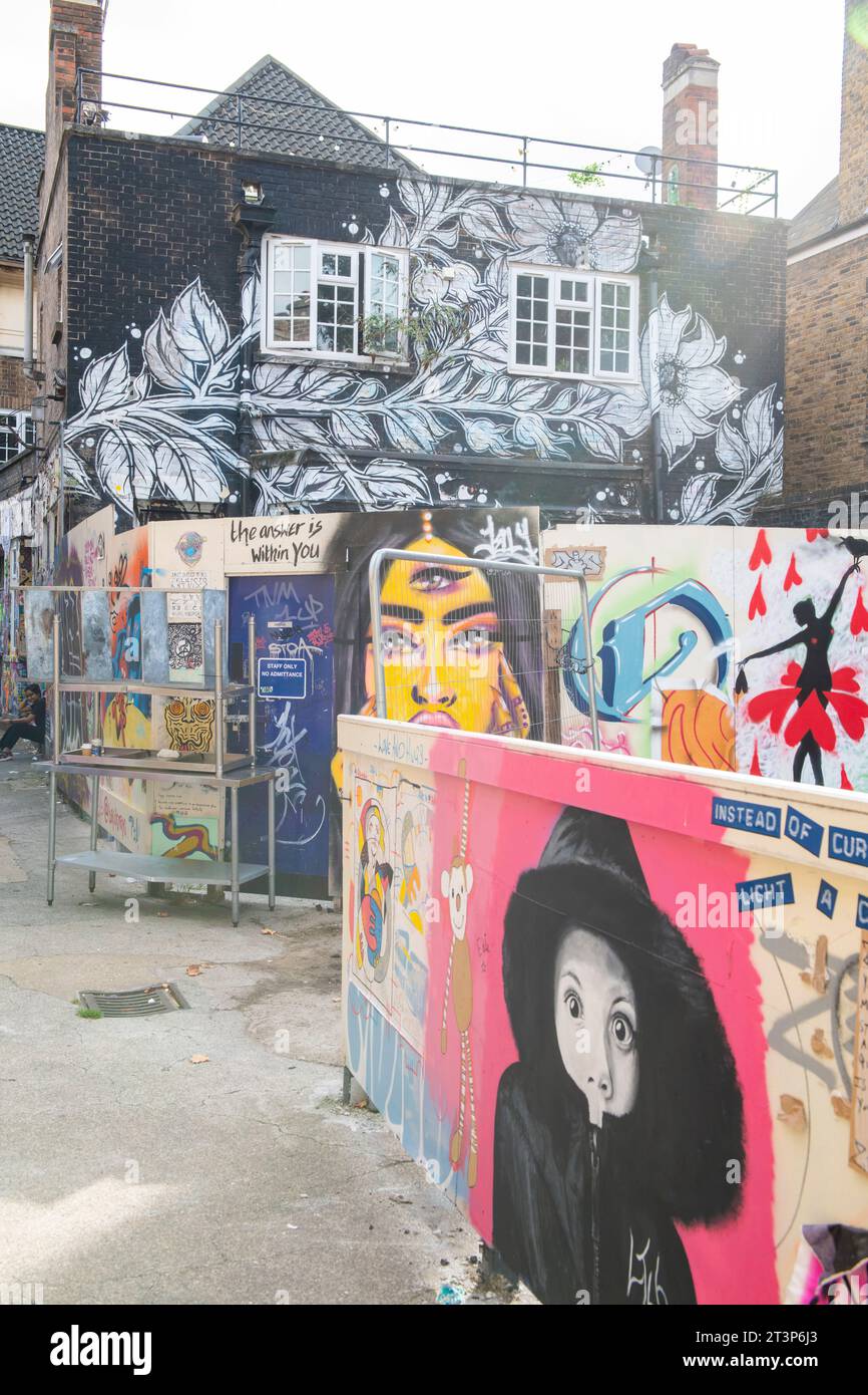 Brick Lane in the East End of London England UK Stock Photo - Alamy