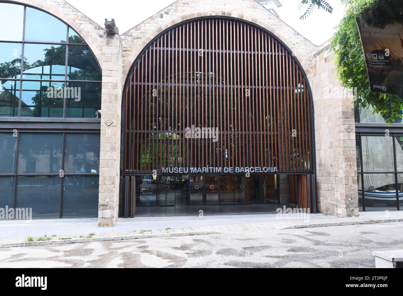 Exterior maritime museum barcelona hi-res stock photography and images ...