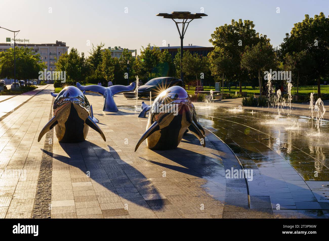 Dolphin square garden hi-res stock photography and images - Alamy