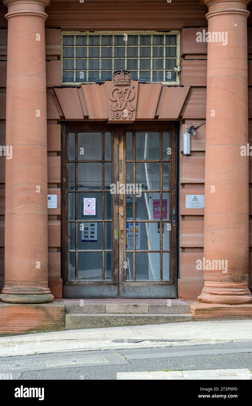 Telephone house hi-res stock photography and images - Alamy