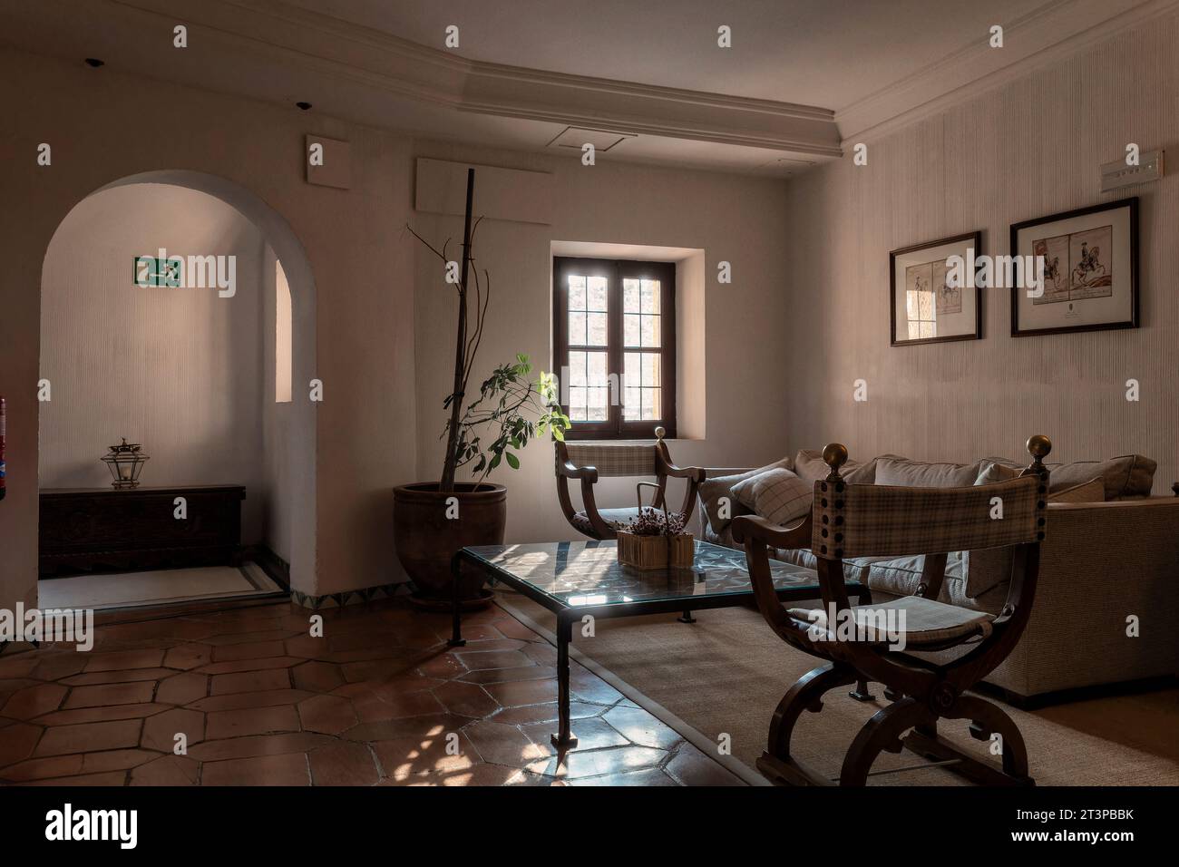 Sleeping with a ghost in the medieval castle of the Parador Nacional de ...