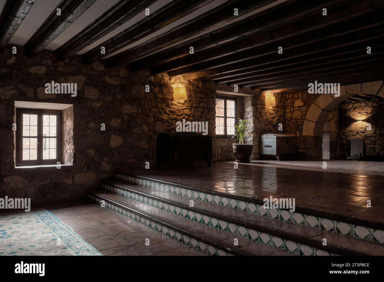 Sleeping with a ghost in the medieval castle of the Parador Nacional de ...