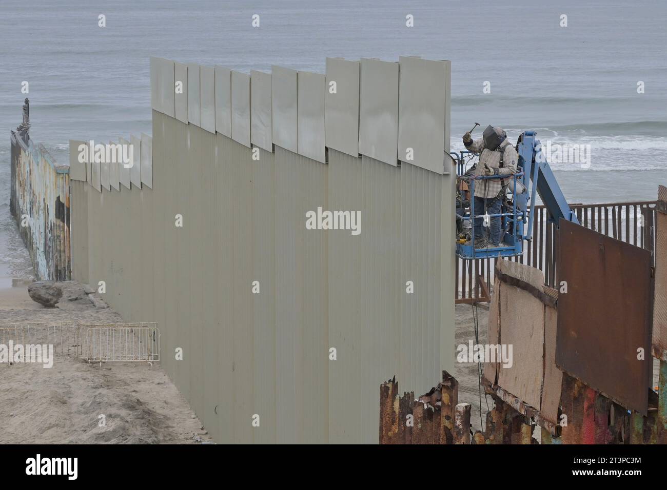 Tijuana, Mexico. 25th Oct, 2023. Thirty foot fence panels have already ...
