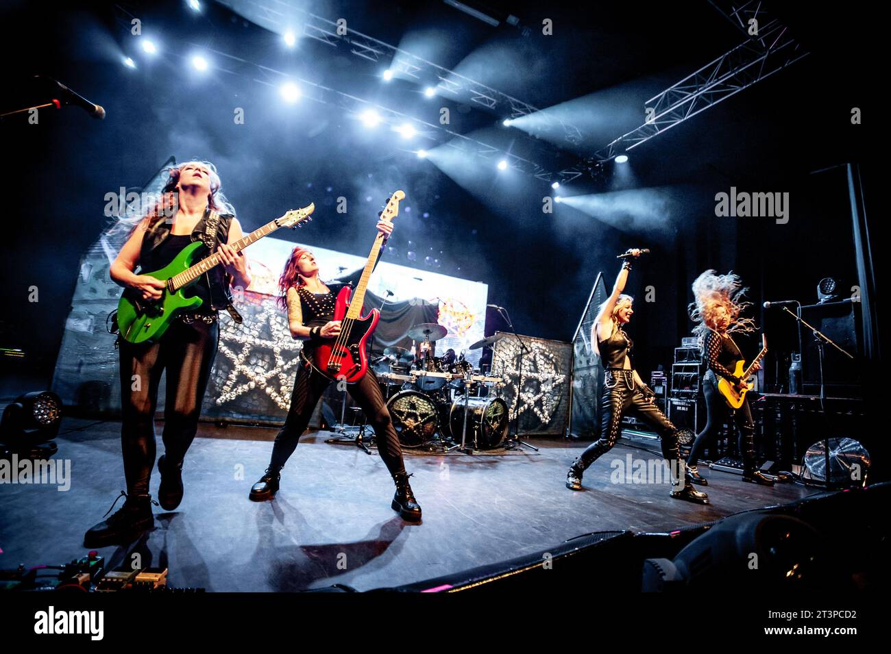 Laura cox band hi-res stock photography and images - Alamy