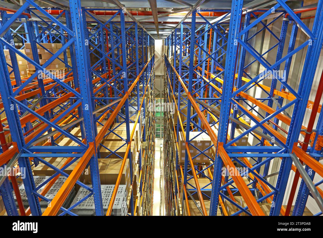 High Rack Shelf in Automated Storage and Retrieval System Fulfillment ...