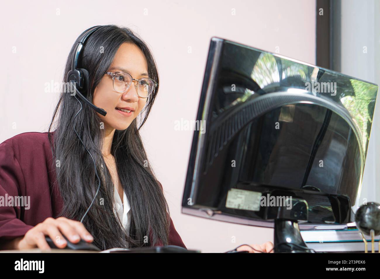 Microphone communication hi-res stock photography and images - Alamy