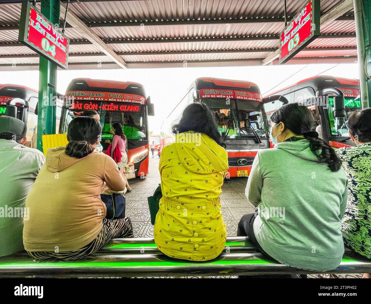 Vietnam, Saigon, Ho Chi Minh ville, bus station Stock Photo - Alamy