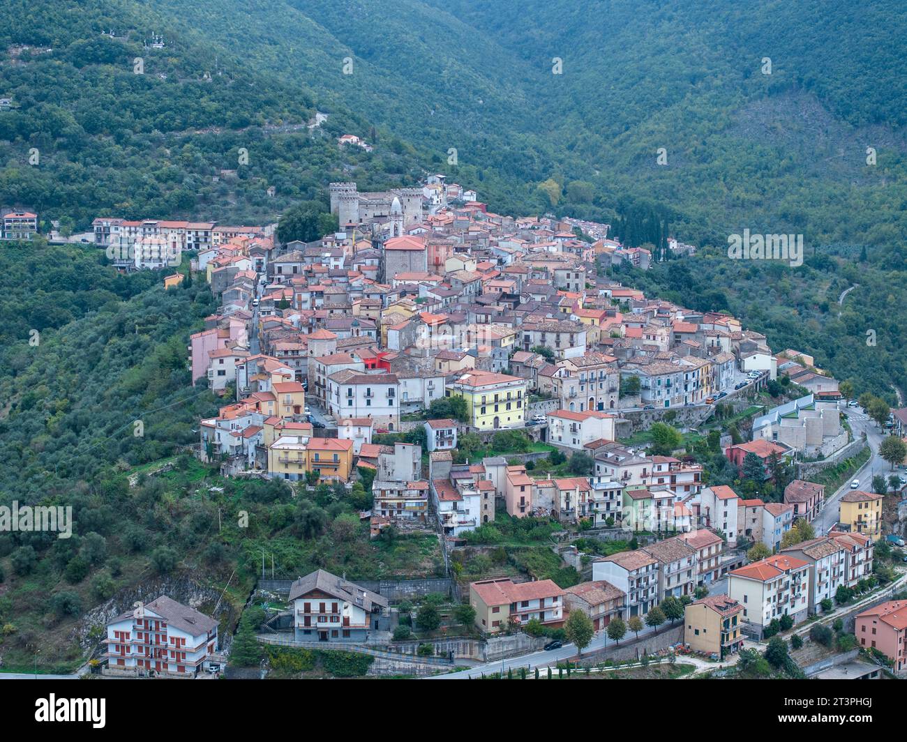 Italian villages hi-res stock photography and images - Alamy