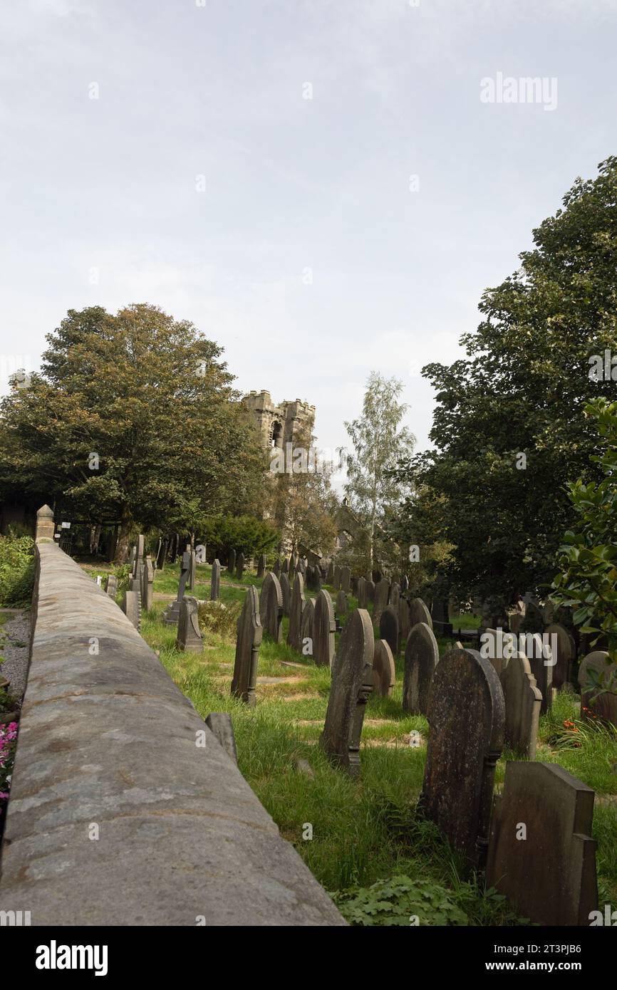 The graveyard of the Church of St Thomas a Becket Heptonstall West Yorkshire England Stock Photo ...