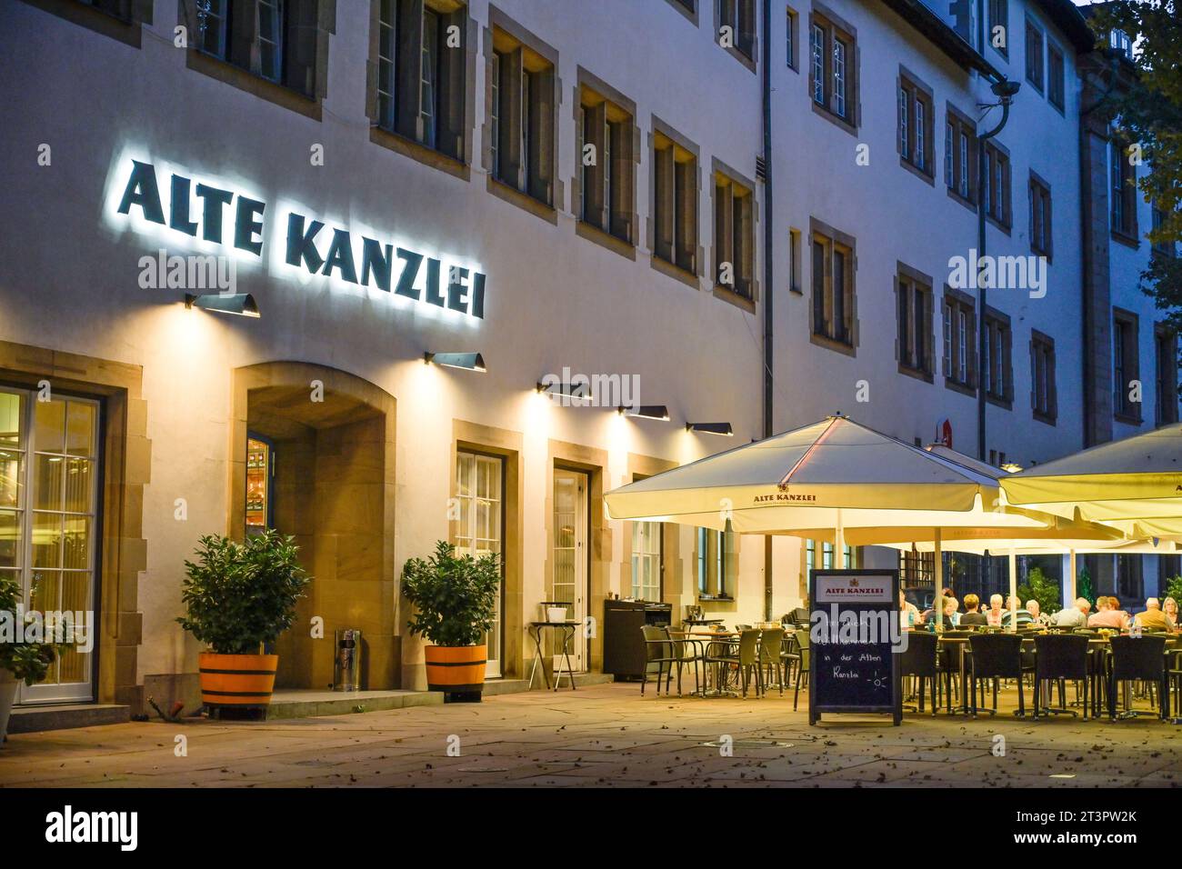 Restaurant Alte Kanzlei, Schillerplatz, Stuttgart, Baden-Württemberg ...