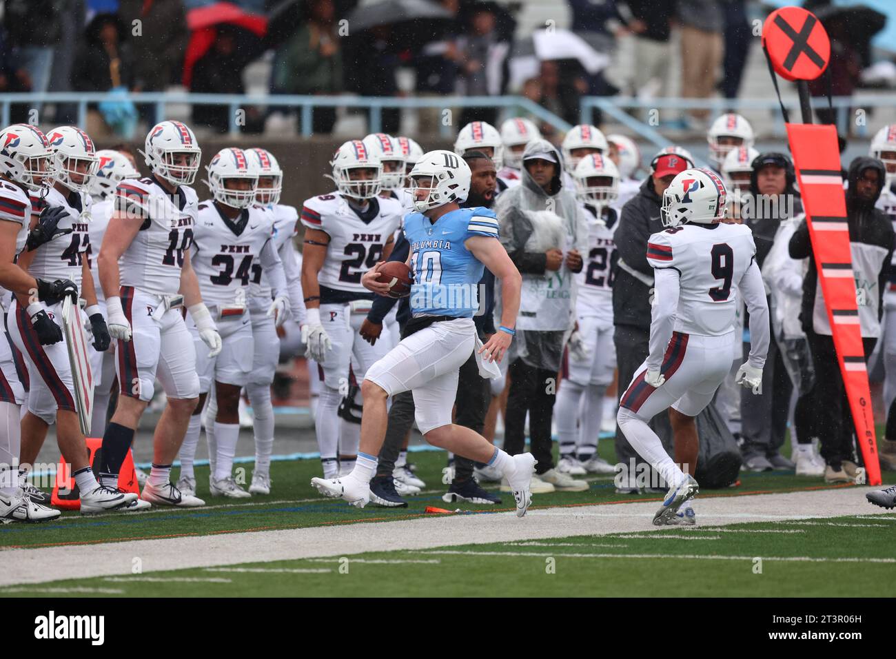 College bounds hi-res stock photography and images - Alamy