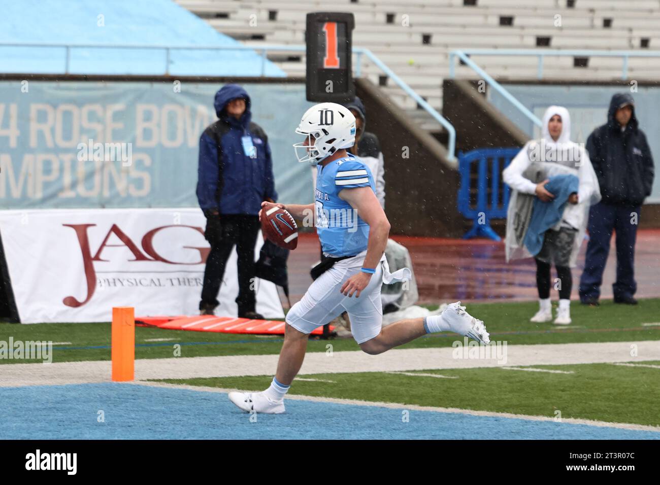 Robert k kraft field at lawrence a wien stadium hi-res stock ...