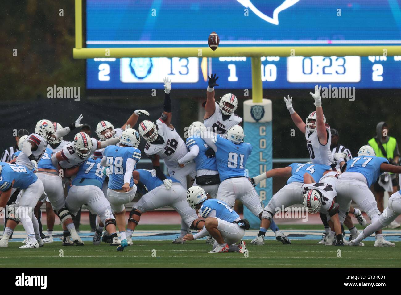Columbia Lions placekicker Hugo Merry #98 makes the extra point during ...